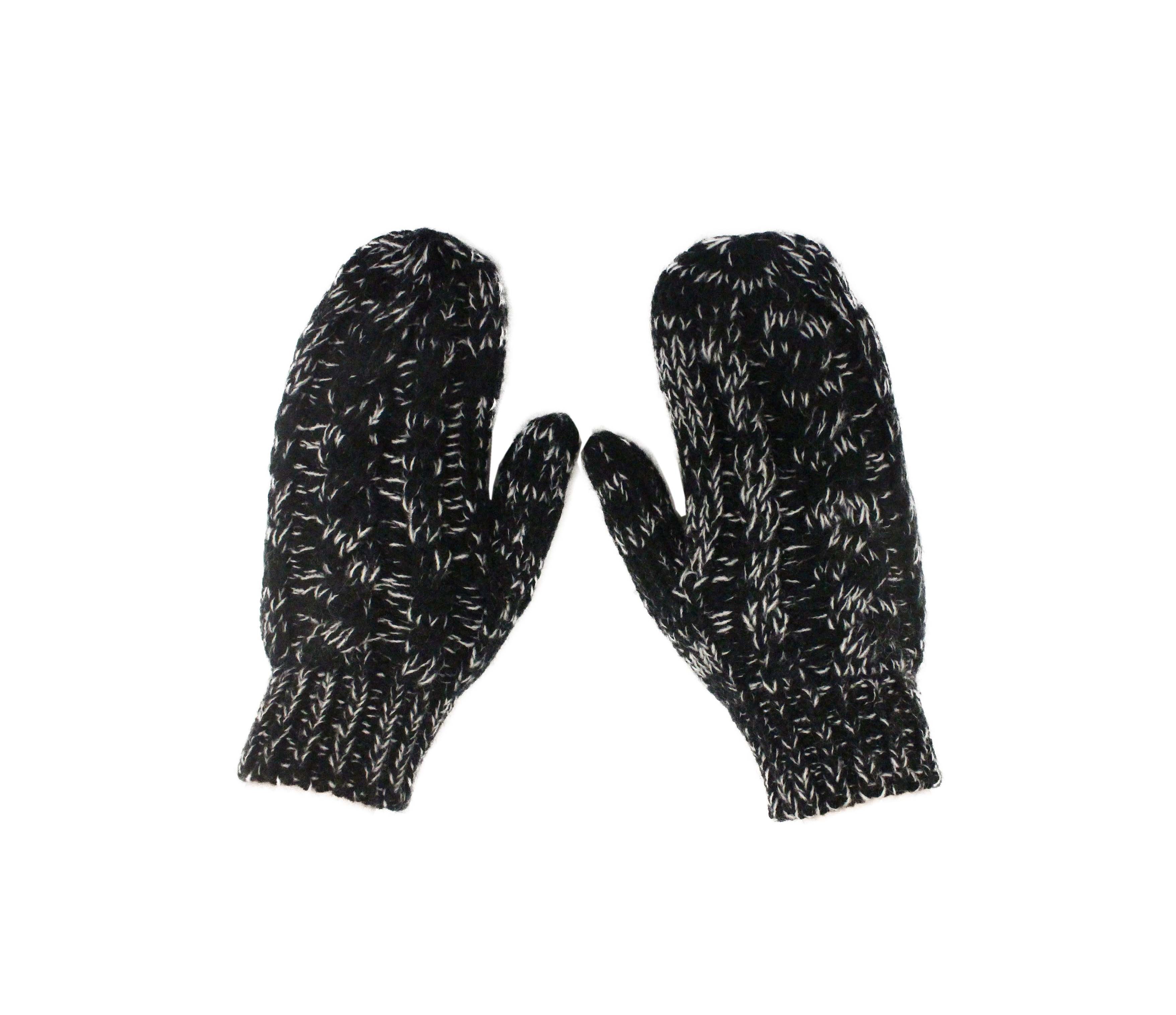 Black & White Mittens - Best of Everything | Online Shopping